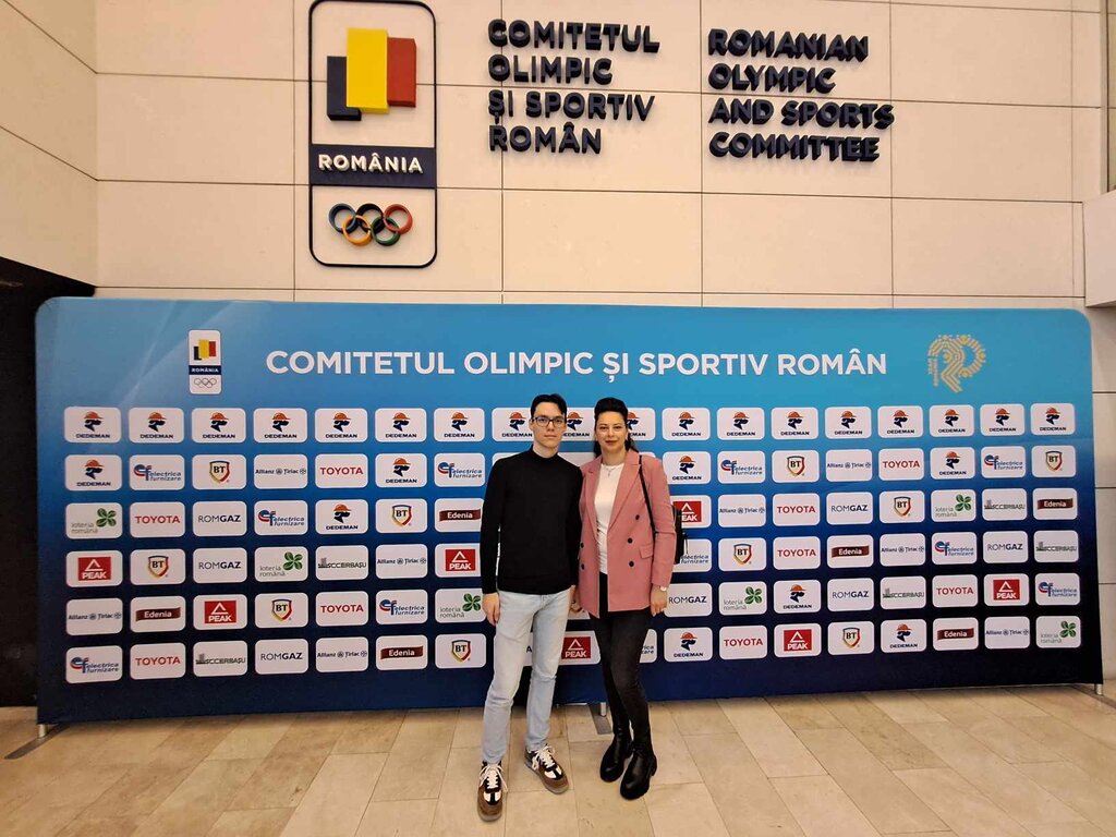 Premiat de Comitetul Olimpic și Sportiv Român pentru „Lacrimi de aur ...